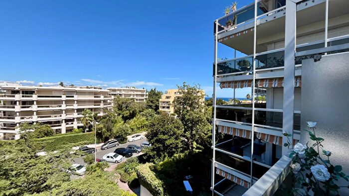 Appartement à vendre - Antibes, Juan-les-Pins, Le Cap - 1 pièce