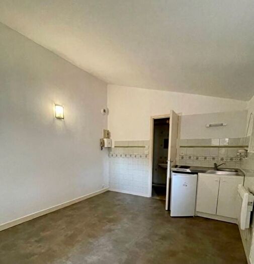 Maison à louer - Sainte Thérèse-Demi Lune, Caen - 2 pièces - 1 chambre