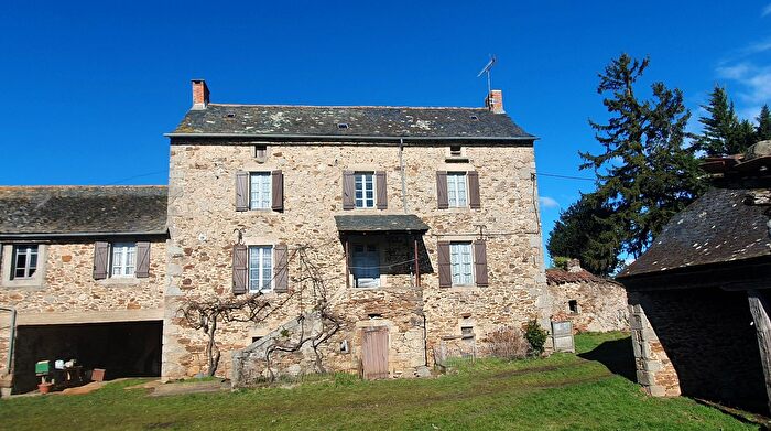 Maison 6 pièces à vendre - Morlhon-le-Haut
