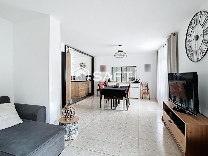 Maison à vendre - Ailly-sur-Noye - 6 pièces - 3 chambres