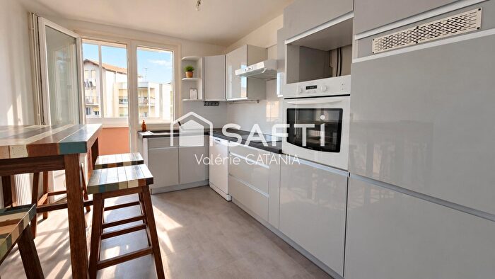 Appartement 5 pièces à vendre - Voiron, Centre-ville, Gare