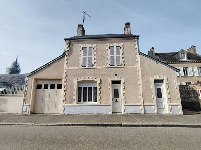 Maison à vendre - Carentan - 6 pièces - 2 chambres