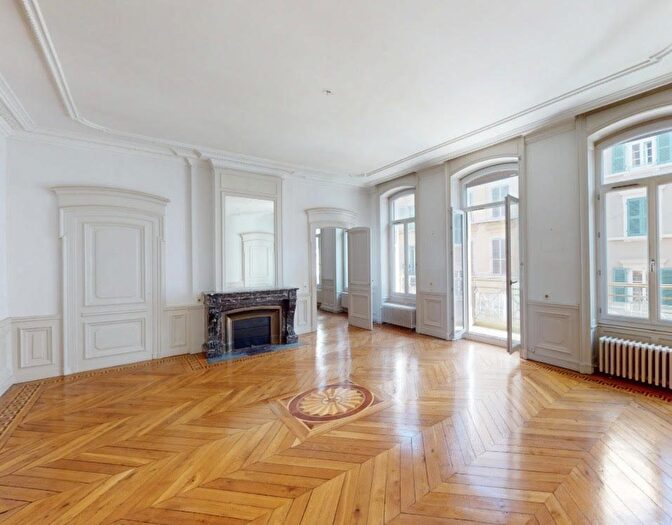 Appartement à vendre - Tarare - 4 pièces - 3 chambres