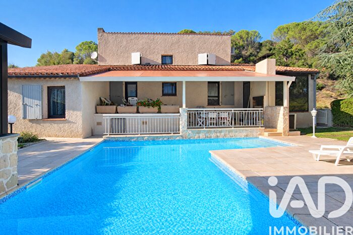 Maison à vendre - Saint-Polycarpe - 7 pièces - 5 chambres