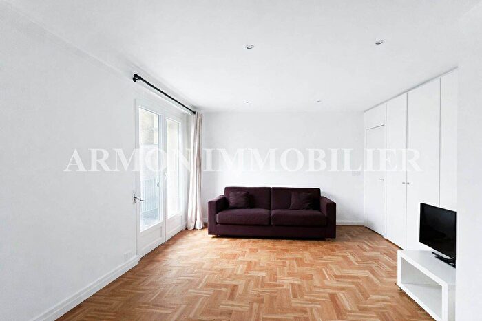 Porte Dauphine, Paris 16ème arrondissement : Appartement 1 pièce à louer