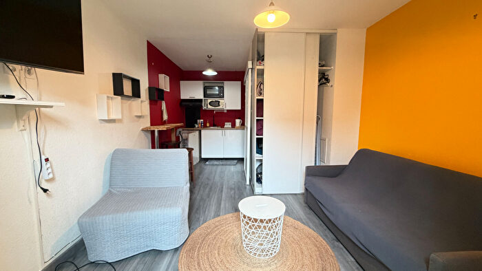 Appartement 1 pièce à Évry, Village, à louer
