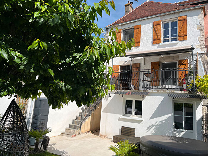Maison 4 pièces à vendre à Saint-Satur