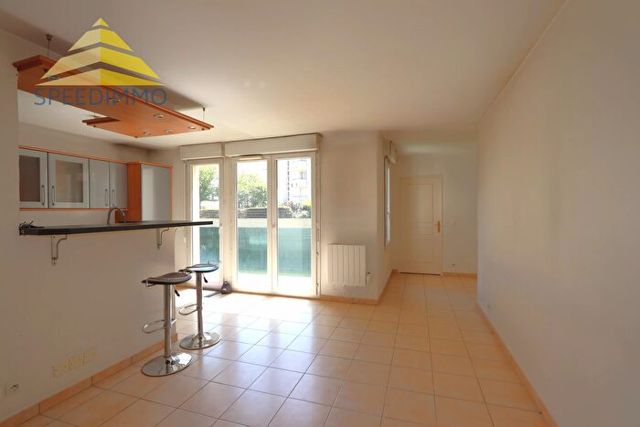 Combs-la-Ville, Vieux Pays - Appartement 3 pièces à vendre