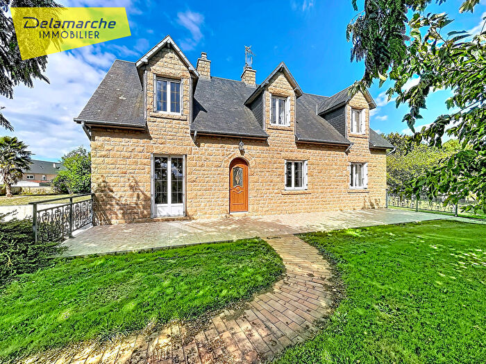 Maison 7 pièces à vendre à Parigny