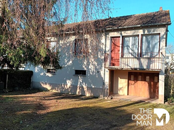 Maison à vendre - Saint-Florent-sur-Cher - 5 pièces - 3 chambres