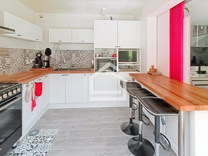 Le Taillan-Médoc : Maison 4 pièces à vendre