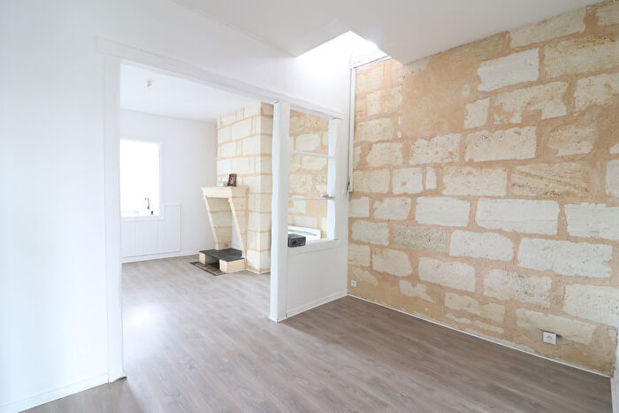 Appartement à louer - Talence, Saint-Genès, La Médoquine, Haut-Brion - 3 pièces - 2 chambres