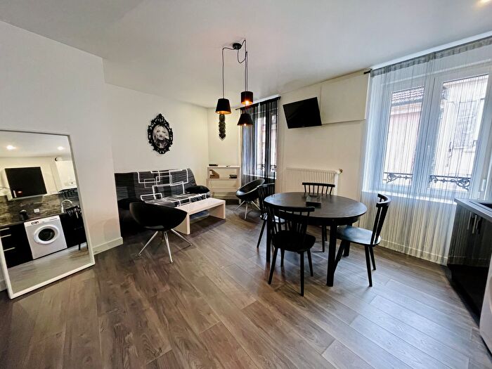 Appartement à louer - Épinal - 2 pièces - 1 chambre