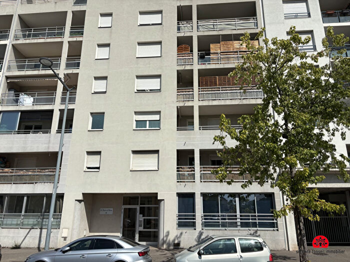 Appartement 3 pièces à Rillieux-la-Pape, à louer