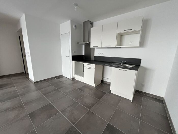 Appartement à louer - Saint-Jean-de-Braye, Centre-ville - 2 pièces - 1 chambre