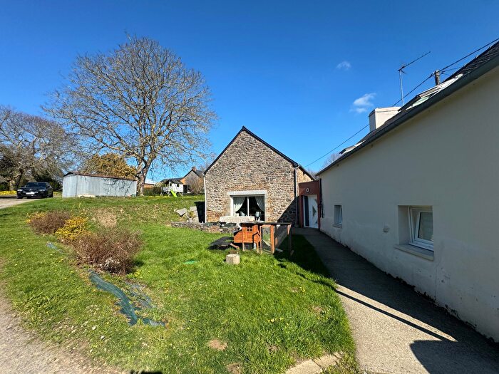 Maison à vendre - Miniac-Morvan - 8 pièces - 6 chambres