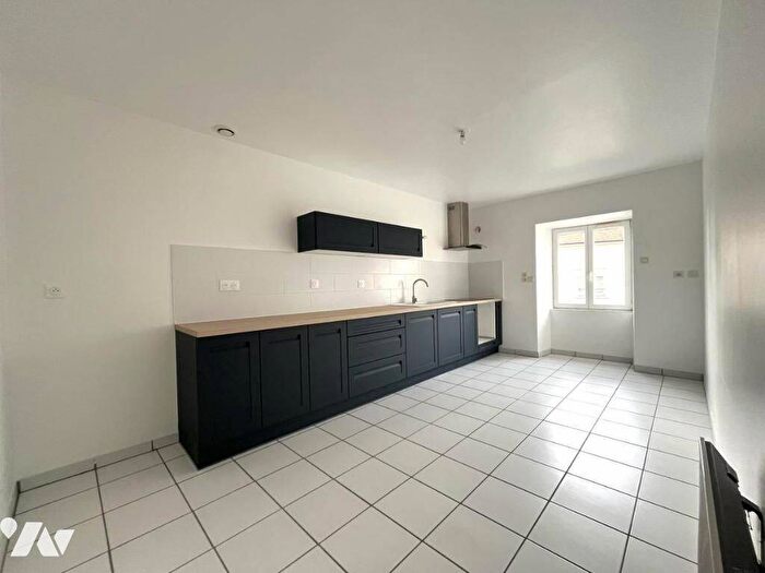 Ville-Dommange : Appartement 3 pièces à louer