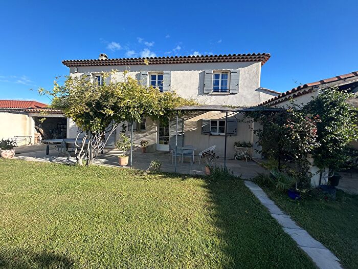 Maison à vendre - Châteauneuf-les-Martigues - 5 pièces - 4 chambres