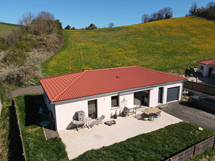 Maison à vendre - Issoire, Bizaleix, Jodonnes - 5 pièces - 4 chambres