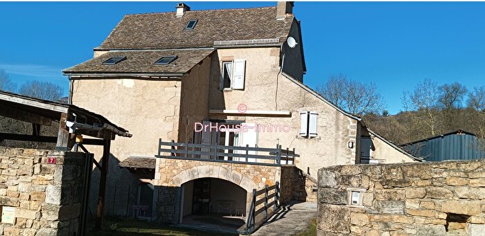 Maison à vendre - Sainte-Radegonde - 9 pièces - 4 chambres