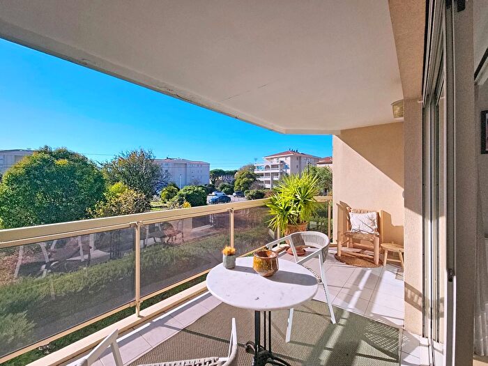 Appartement à vendre - Saint-Laurent-du-Var, Galinières, Pomarels - 2 pièces - 1 chambre