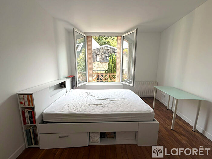 Appartement 1 pièce à louer - Sèvres, Centre-ville, Cristallerie, Manufacture, Danton