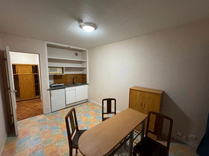 Appartement à louer - Orléans - 1 pièce