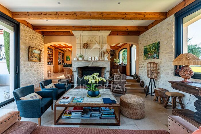 Maison à vendre - La Teste-de-Buch, Centre-ville - 13 pièces - 5 chambres