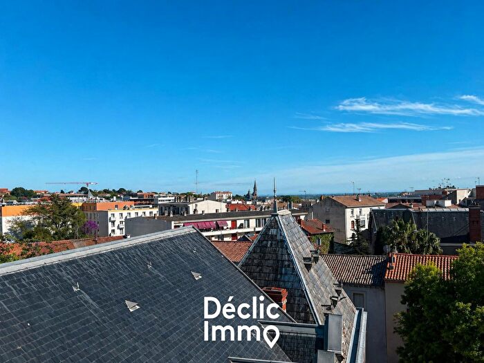Appartement 4 pièces à Béziers, Champ de Mars, à vendre