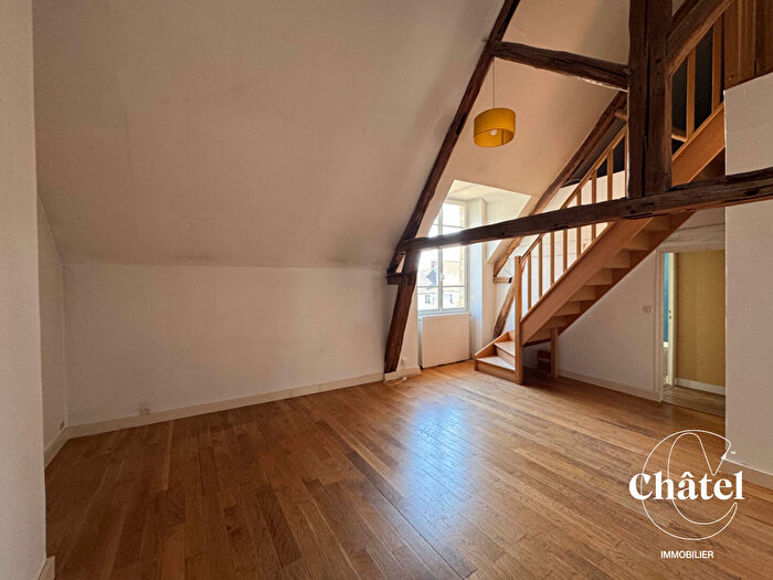 Senlis, Centre-ville : Appartement 3 pièces à vendre