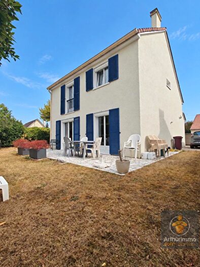 Chelles, Mont-Chalâts, Colline du Fort, La Tuilerie : Maison 6 pièces à vendre