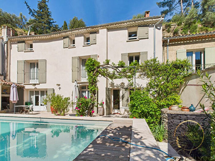 Maison à vendre - Barbentane - 8 pièces - 5 chambres