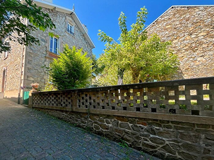 Maison à louer - Limoges - 6 pièces - 4 chambres