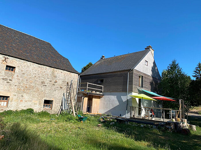 Maison 5 pièces à Saint-Sauveur-de-Peyre, à vendre