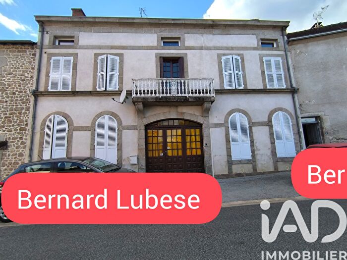 Maison à vendre - Bellegarde-en-Marche - 8 pièces - 4 chambres