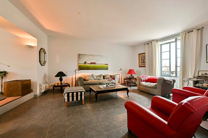 Appartement à vendre - Uzès - 3 pièces - 1 chambre