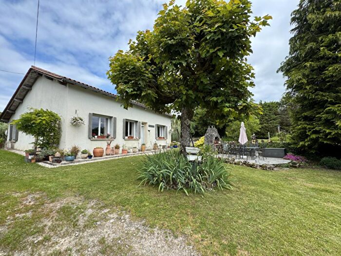 Maison à vendre - Deviat - 4 pièces - 2 chambres