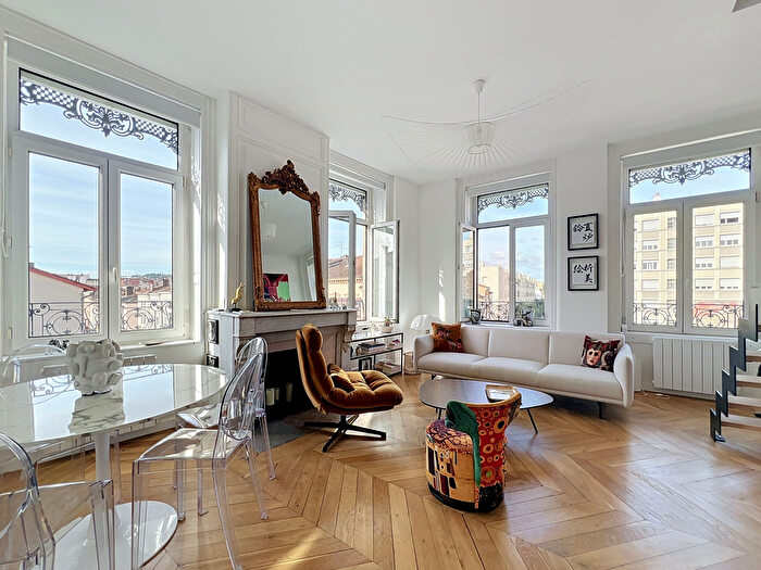 Villefranche-sur-Saône, Centre-ville : Appartement 3 pièces à vendre