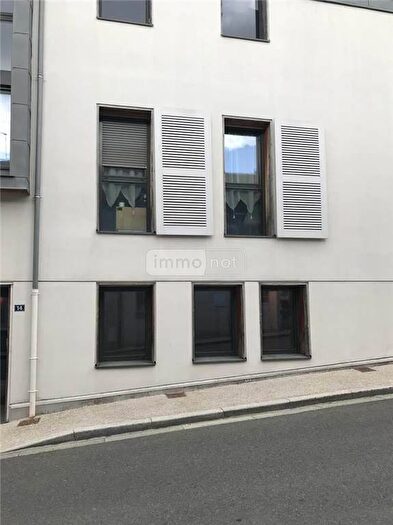 Appartement à louer - Beaumont-la-Ronce - 2 pièces - 1 chambre