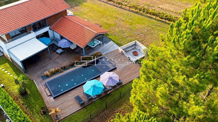 Moliets-et-Maa : Maison 7 pièces à vendre