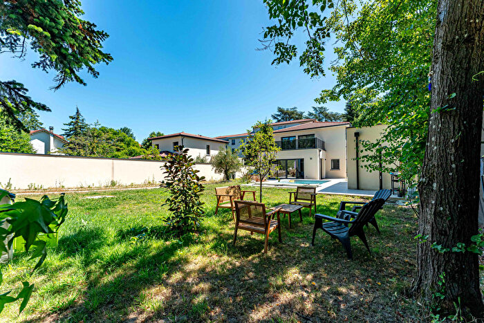 Maison à vendre - Francheville, Bel-Air, La Plaine - 6 pièces - 4 chambres