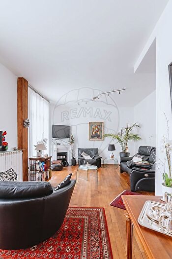 Maison à vendre - Vichy, Champ Capelet - 7 pièces - 5 chambres