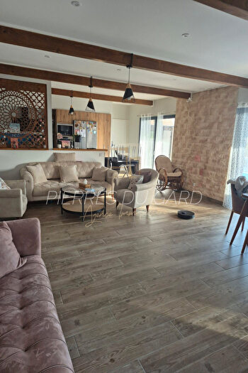 Maison à vendre - Saint-Christol-lès-Alès - 6 pièces - 4 chambres