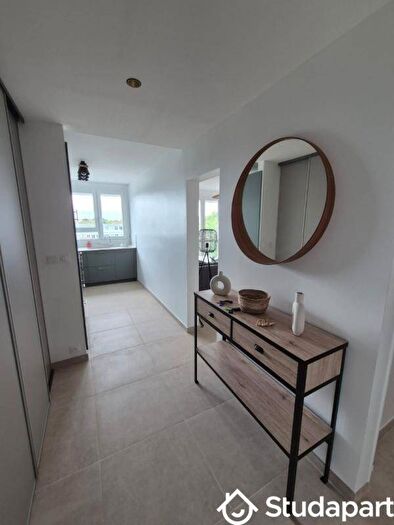 Appartement à louer - Monplaisir, Angers - 1 pièce - 3 chambres