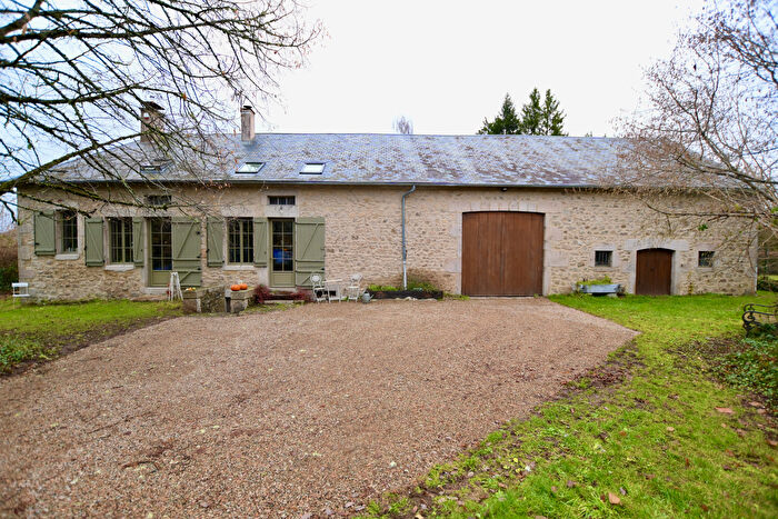 Maison à vendre - Dun-les-Places - 5 pièces - 3 chambres