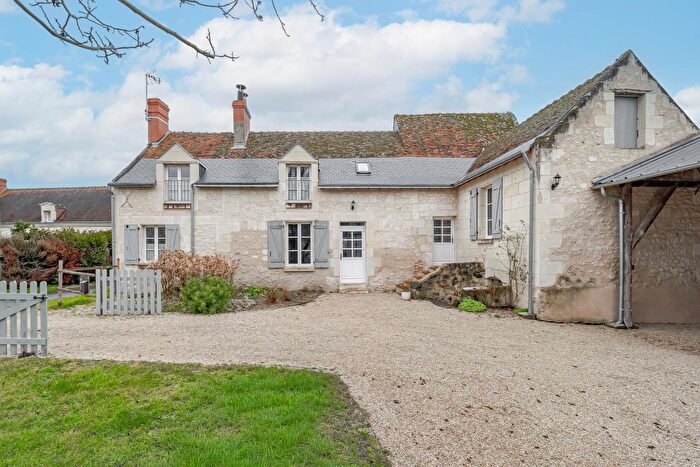 Maison à vendre - Bréhémont - 7 pièces - 4 chambres