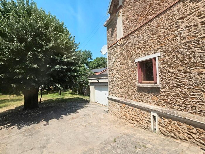 Maison 7 pièces à vendre - Saint-Germain-lès-Arpajon