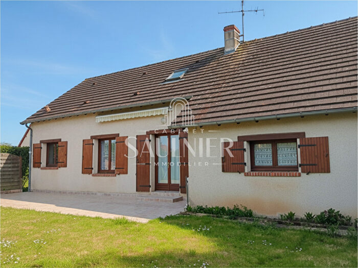 Maison 4 pièces à vendre à Saint-Sulpice-de-Pommeray