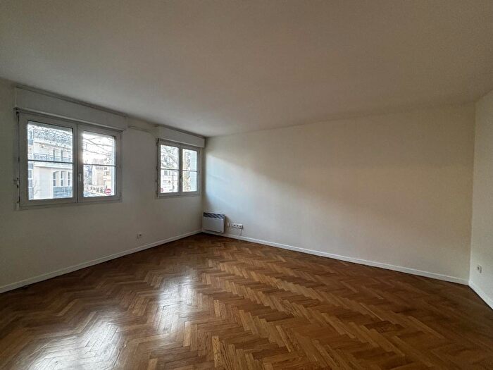 Appartement à louer - Antony, Baconnets - 2 pièces - 1 chambre