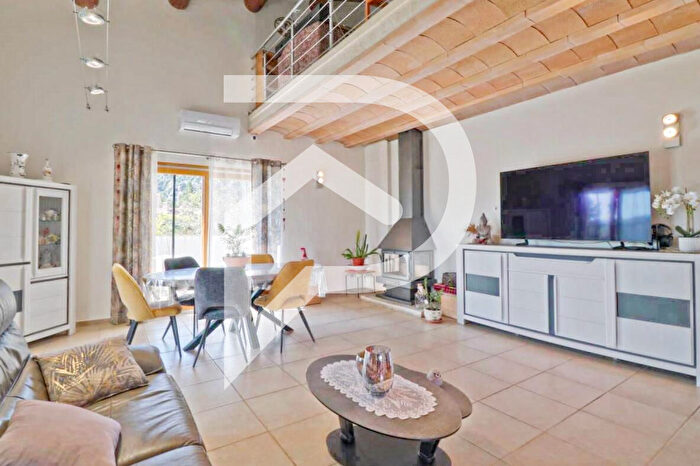 Maison à vendre - Quinson - 5 pièces - 3 chambres